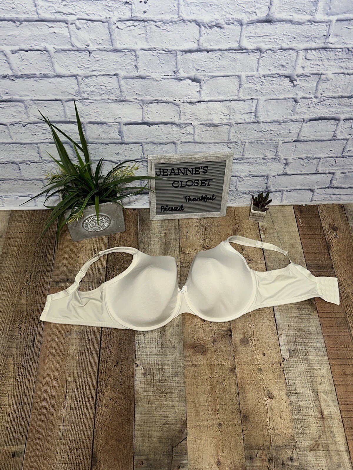 44 H Cacique Lightly Lined Full Coverage Bra~ Lined C… - Gem