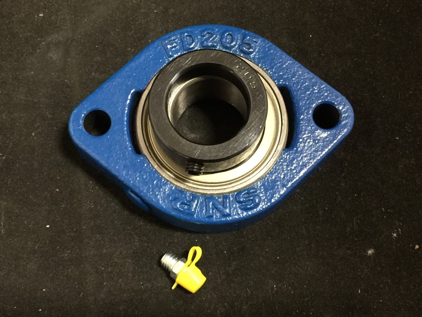 NEW SNR ESFD.205 FLANGED BEARING BORE 25MM | eBay