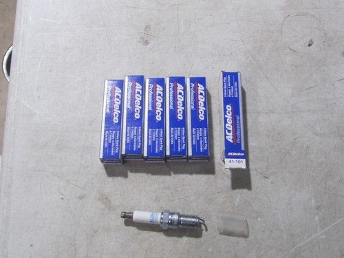 NEW GENUINE OEM AC DELCO 41-110 Iridium Spark Plug #12621258 GENUINE 6 ...