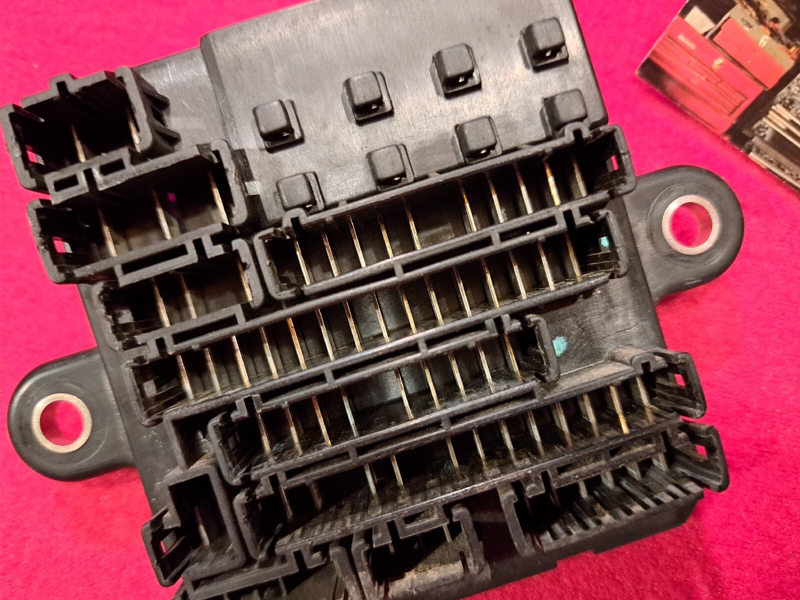 1983 83 HONDA VT750C VT 750 SHADOW FUSE BOX CARRIER HOLDER Oem ...