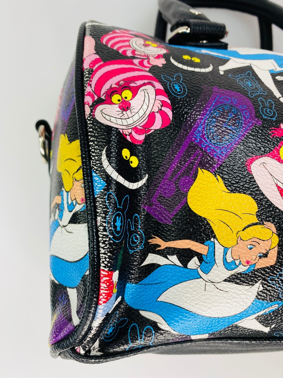 RARE Disney Loungefly Alice Wonderland Cheshire Cat A… - Gem