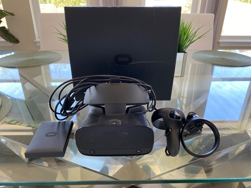 Oculus Rift S PC-Powered VR Gaming Headset Black Full Set Retail ...