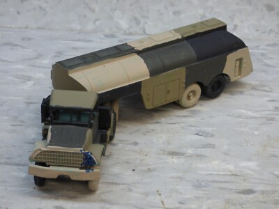 Roco Minitanks Modern US M-52 Cab & 4000 Gal. Tanker Truck Lot #8005B ...