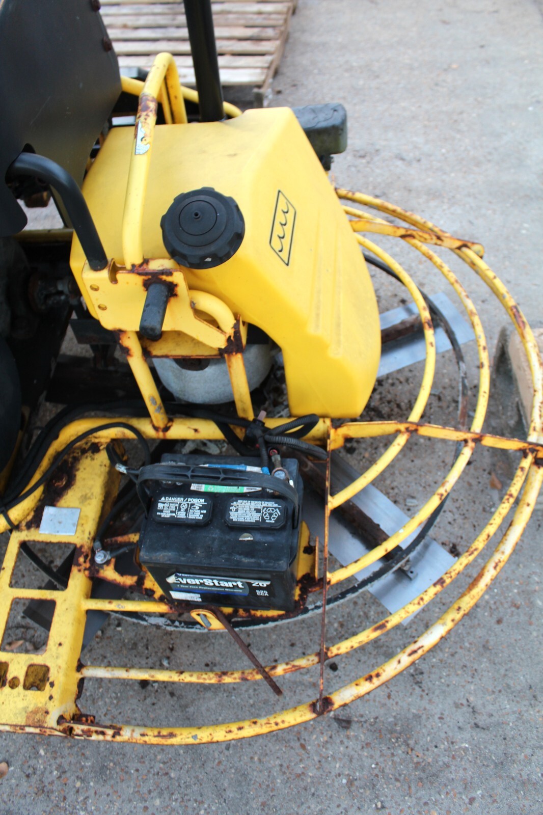 Wacker CRT48-31V Ride-On Power Trowel | eBay