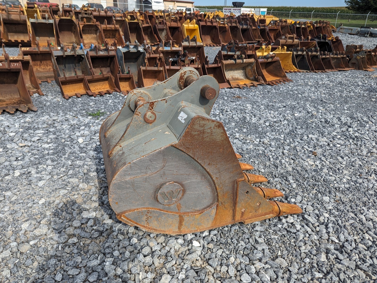 36" Wacker-Neuson Excavator Bucket; 75 mm Pins; Fits: Wacker-Neuson ...