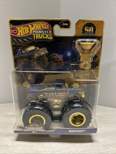 💥Hot Wheels Monster Trucks Bigfoot Trophy Champions 50th Anniversary ...