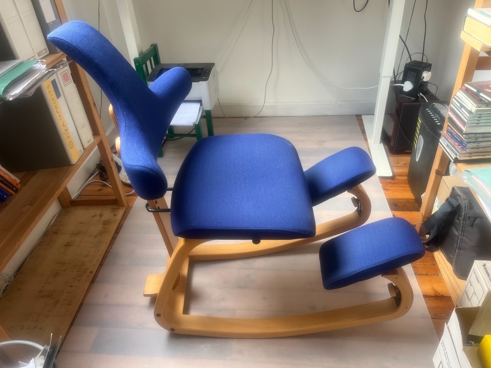 Varier Thatsit Balans Stokke, Ergonomic Kneeling Chair with Back ...