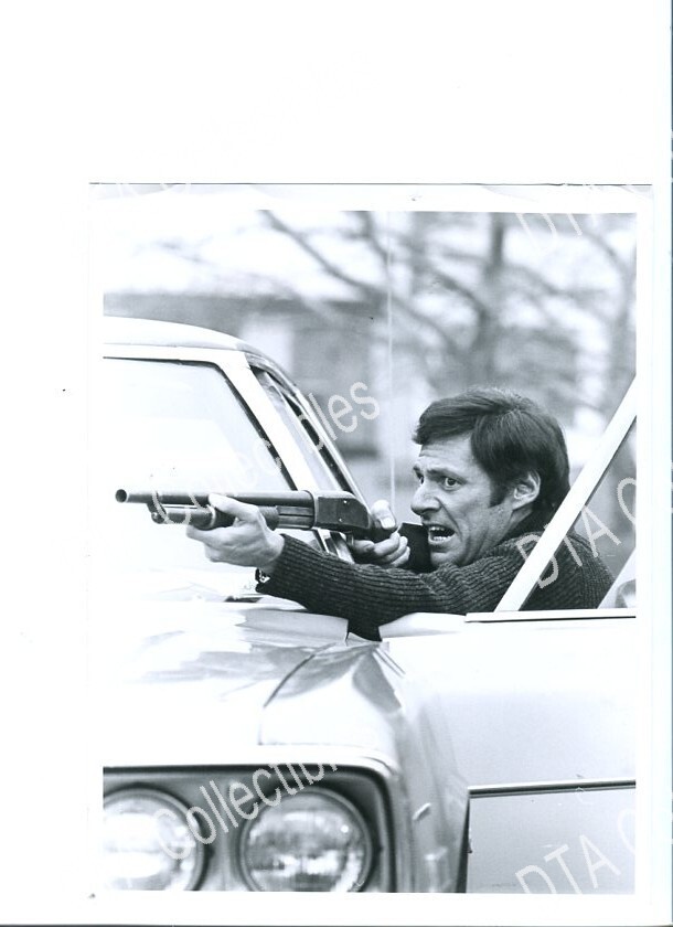 RIVKIN: BOUNTY HUNTER-1981-7X9 STILL-DRAMA-RON LEIBMAN-HARRY BELLAVER ...