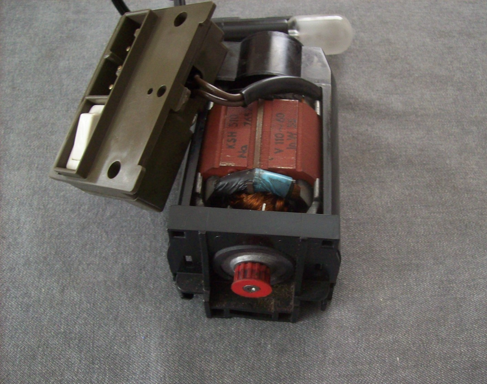 Husqvarna Viking 5710 Sewing Machine Motor, Light, Switch, & Misc ...
