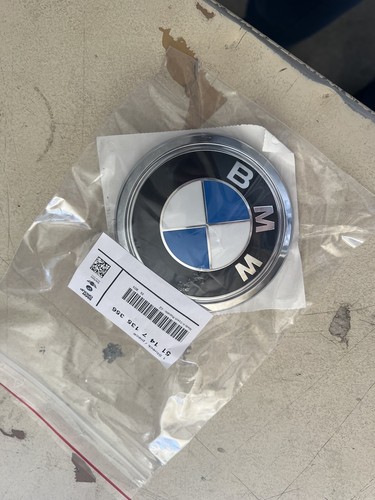 BMW 7 E65 Heckkoffer Emblem Abzeichen 51147135356 neues echtes online ...