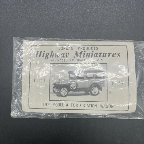 Jordan Products Highway Miniatures HO Scale 1929 Model A Ford Station ...