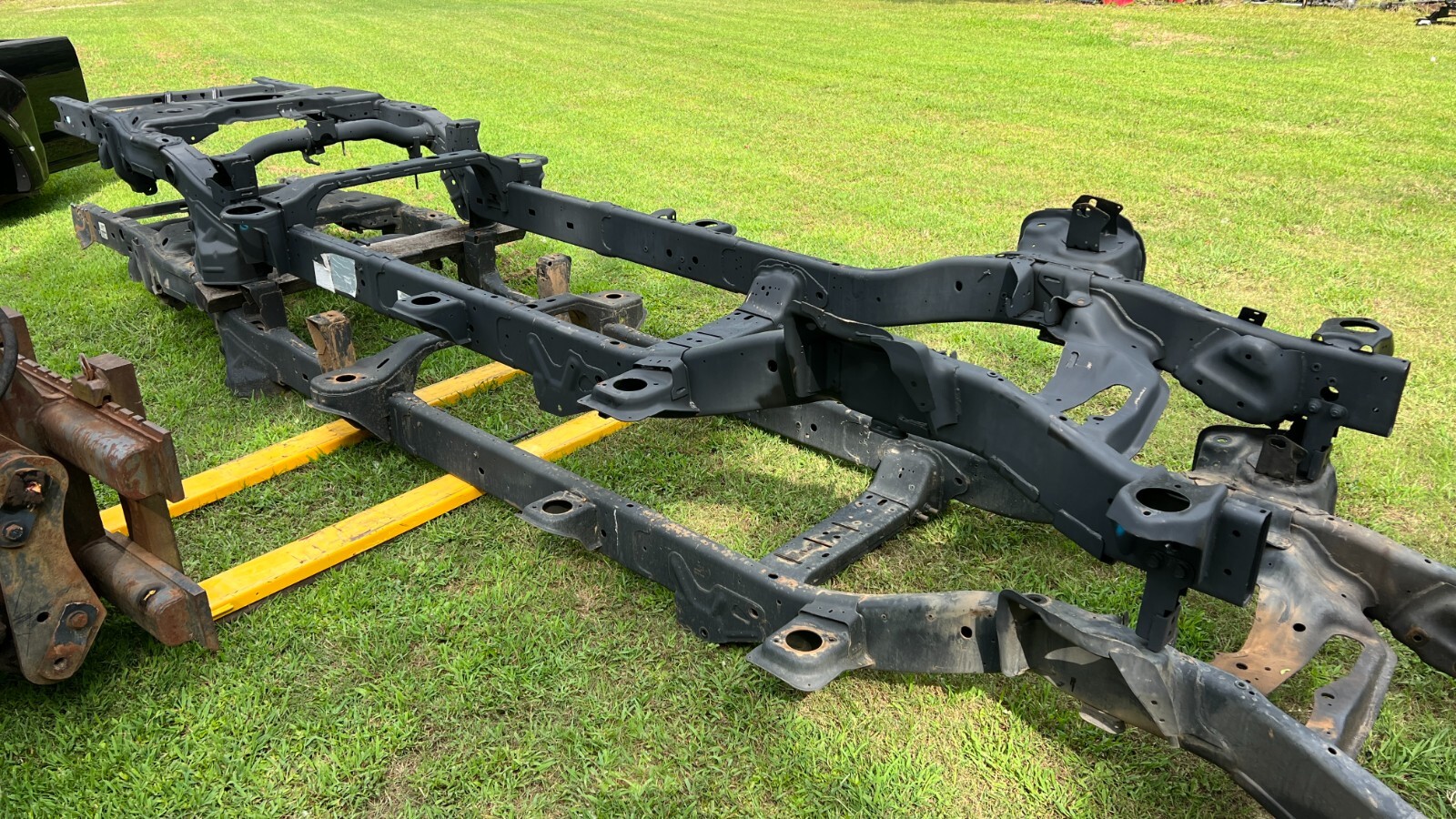 Genuine MOPAR Chassis Frame Assembly 68461412AB "SHORT BED GAS ONLY ...