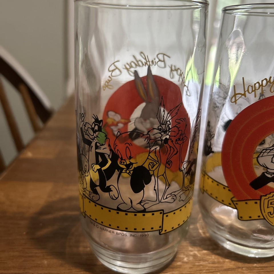 Set Of 2 Bugs Bunny Happy Birthday Glass 1990 Cup Vintage Collector ...