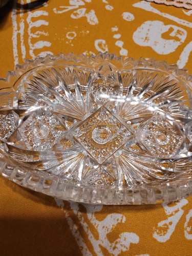 Nucut sawtooth edge brillant pressed glass 7.5x1.5 Relish/candy/jewelry ...