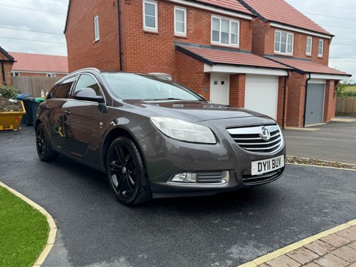 Vauxhall Insignia Estate 2.0 SRI 2011 Dark Grey (Petrol) | eBay UK