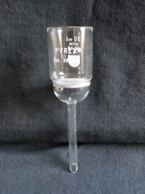 PYREX 30mL Glass Coarse Fritted Buchner Filter Funnel 30mm Disc 36060 ...