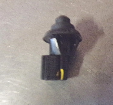 18125 H9M 2013-2017 DACIA SANDERO 1.2 PETROL DOOR SWITCH 7700427640B | eBay