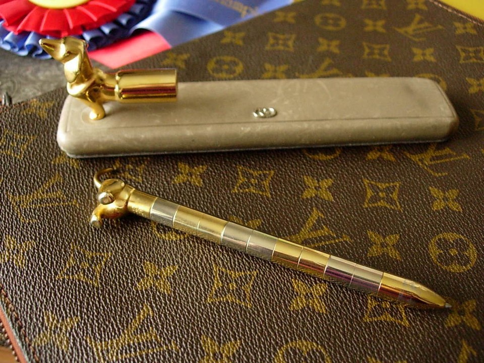 Ultra RARE Vintage GUCCI Gold/Silver DOG PEN and Holder Desk Accessory ...