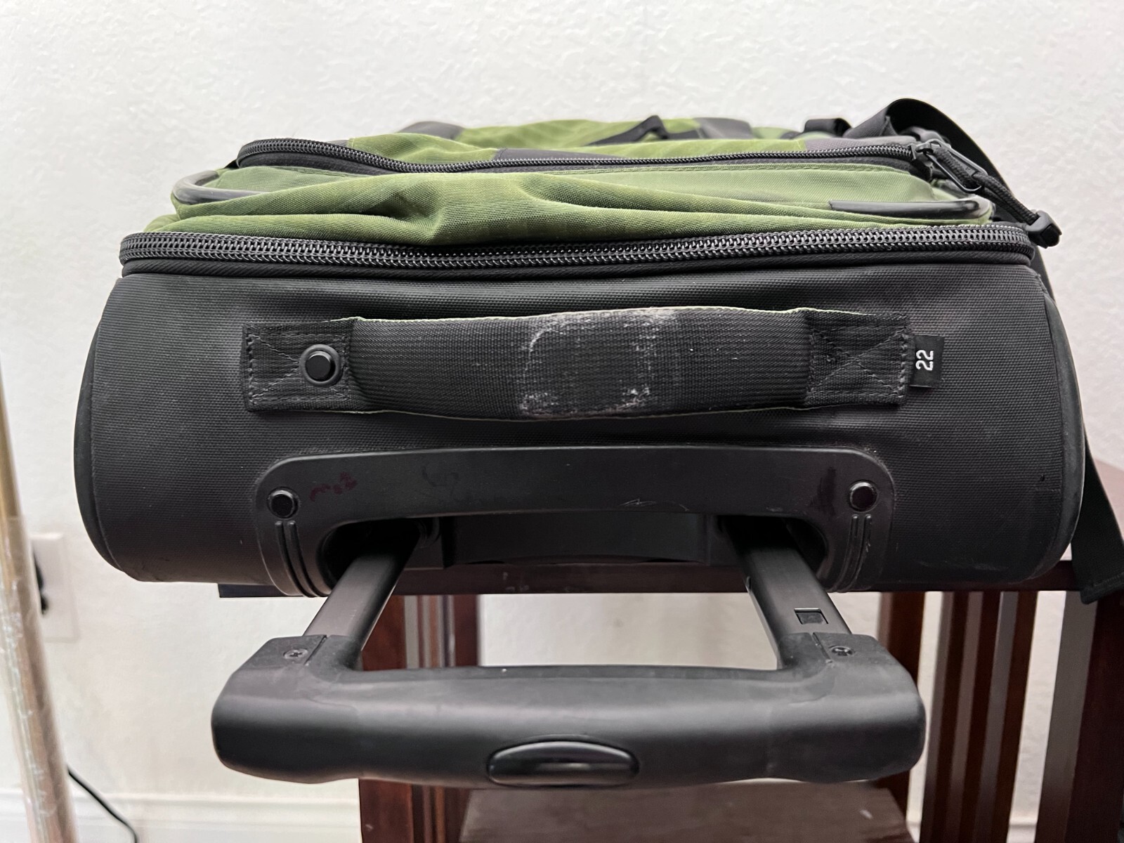 Eagle Creek Luggage EC-20290 Olive Luggage Wheeled 26" Travel GUC | eBay