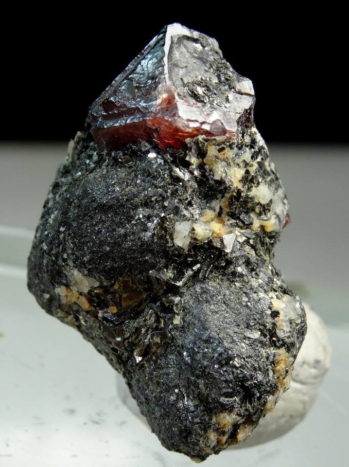 18 Grams Red Zircon, Biotite and Feldspar Mineral from Pakistan, (VA-9 ...