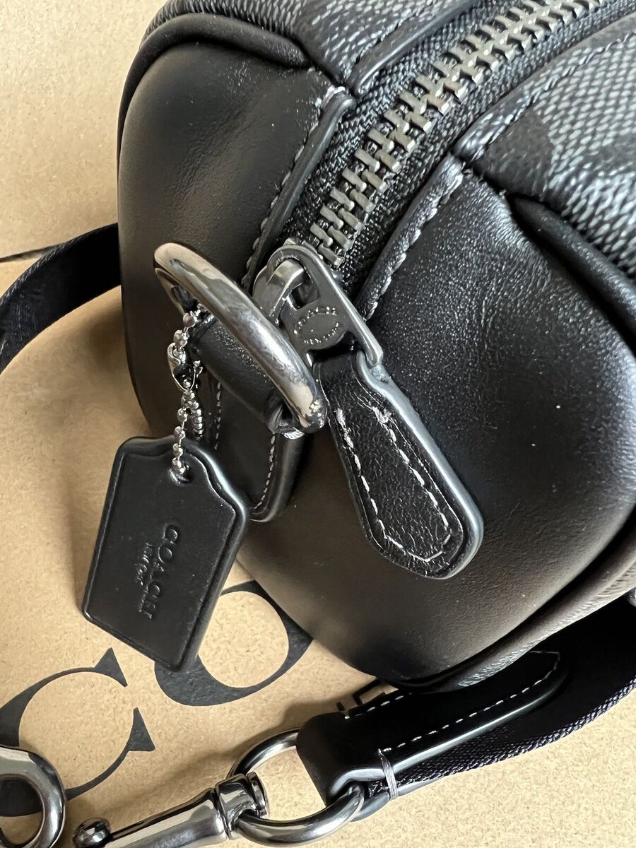 COACH AXEL Men's Crossbody Bag Signature Canvas Black COACH AXEL Men's Crossbody Bag Signature Canvas Black