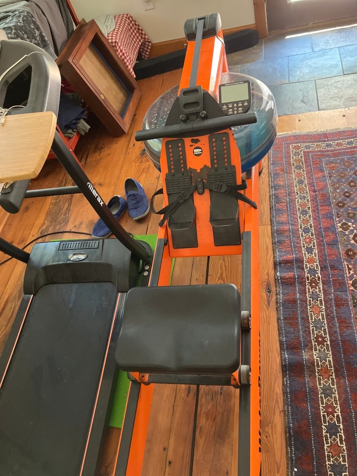 Water Rower M1 HiRise Rowing Machine with S4 Monitor Orangetheory ...