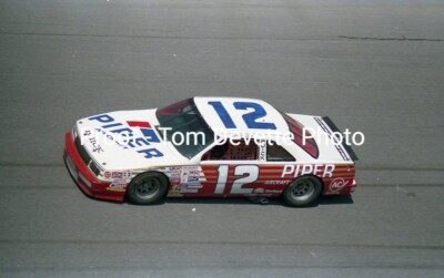 8X10 VINTAGE PHOTO #2000-19; FEB 1989; CLIFFORD ALLISON, DAYTONA ...