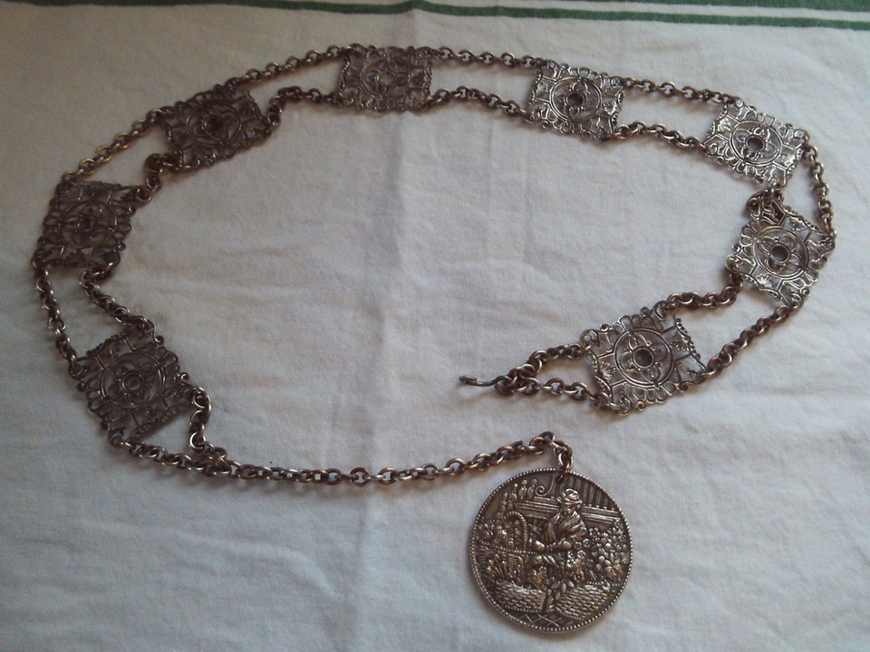 NA623 SUPERB VICTORIAN SILVER PLATE ON COPPER BELT WITH FLOWER SELLER ...