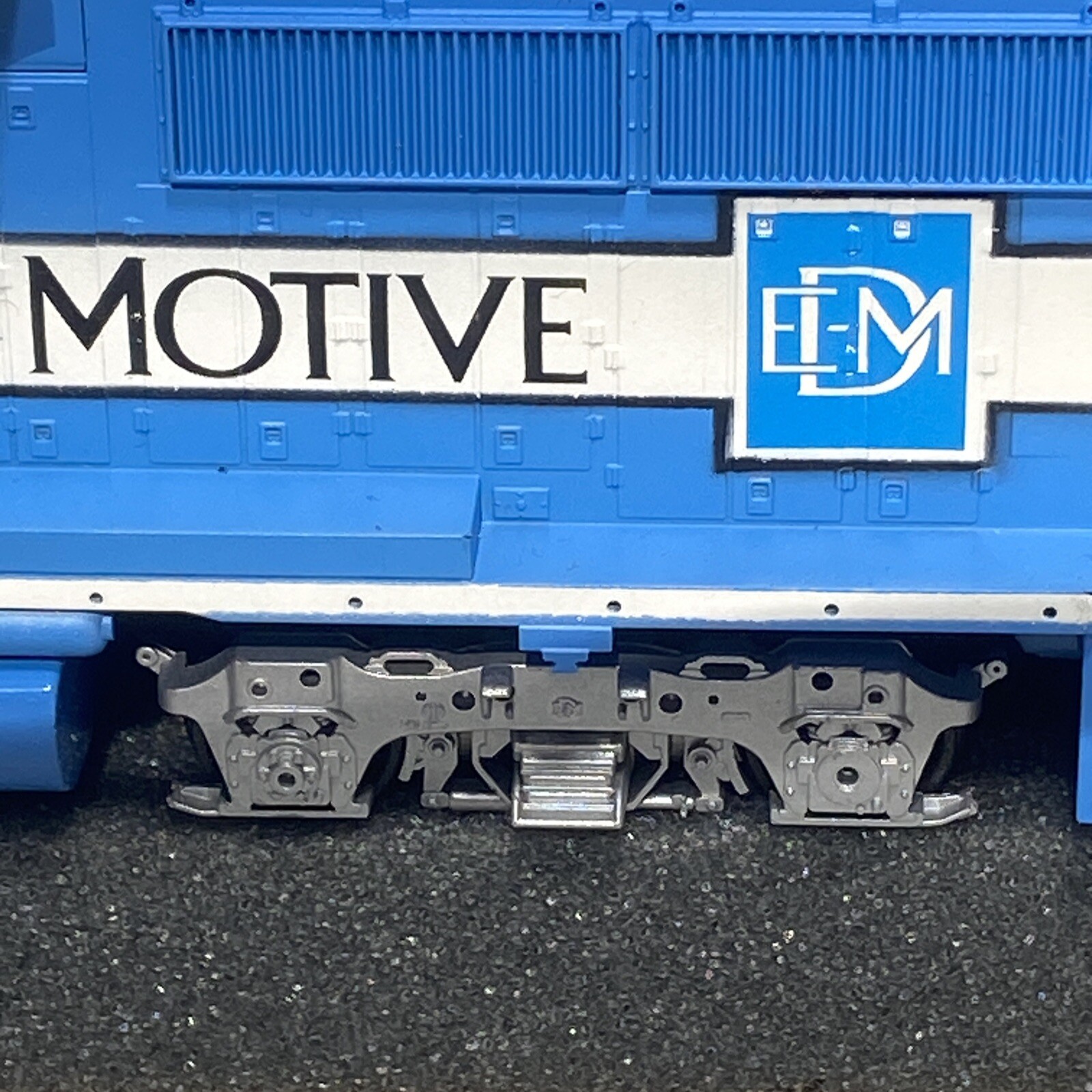 Athearn Trains HO EMD 5 GP 60 Dummy Locomotive NOB | eBay