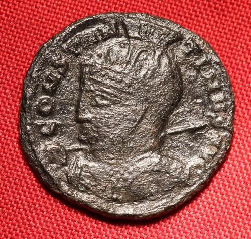 Ancient Roman Bronze AE3 Coin, Constantinus - Helmet | eBay