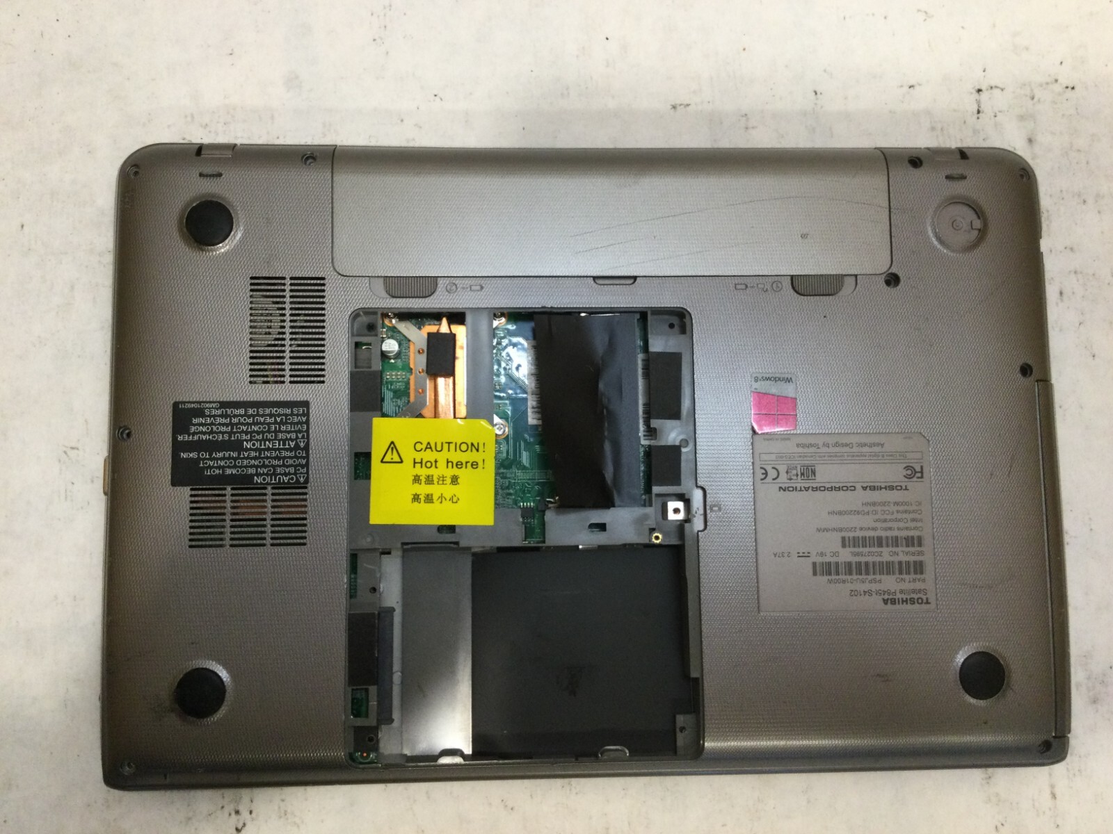 Toshiba Satellite C655-S5212 / Intel Core i3-2310M @ 2.10GHz / (MISSING ...
