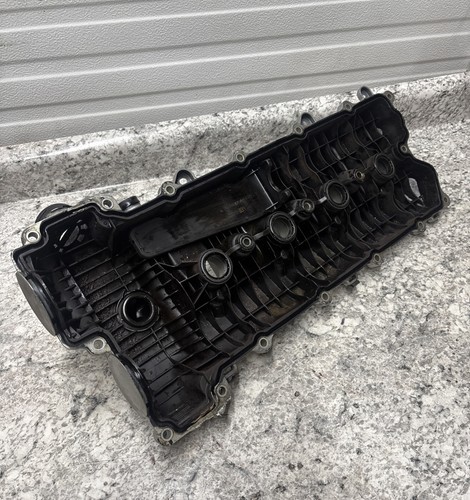 03-06 Porsche Cayenne 955 Turbo S V8 Right Engine Cylinder Head Valve ...
