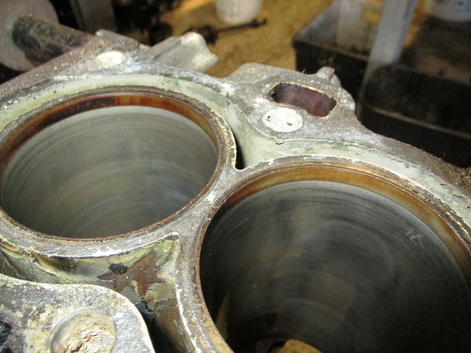 1988 Honda Civic CRX HF 1.5L D15B6 Engine Motor Cylinder Block (BARE ...