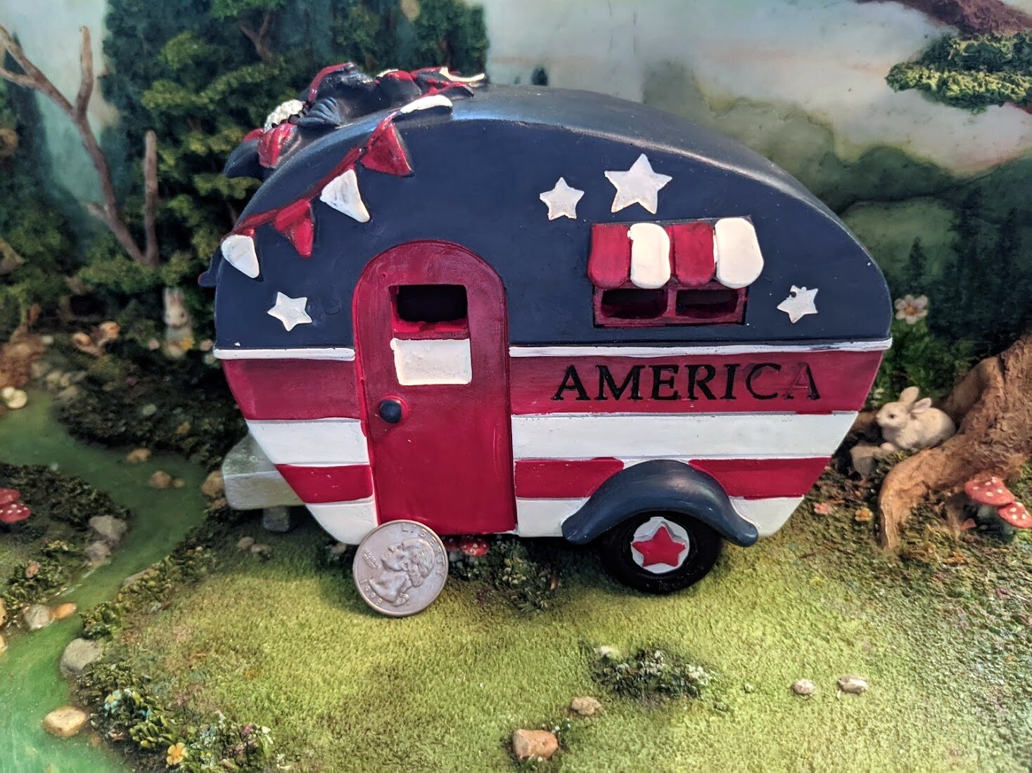 Americana Camper Patriotic BO Lighted 7"L GE 2571790 Miniature Fairy ...