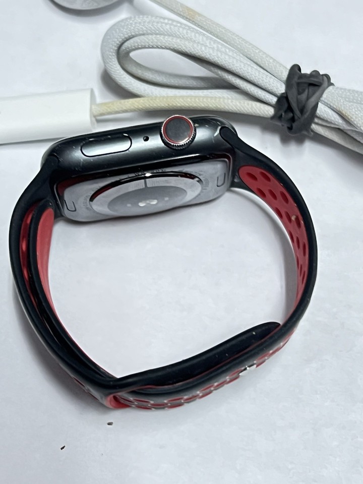 Apple Watch Series 4 44mm Aluminum gps + Cellular Sport Band unlocked ...