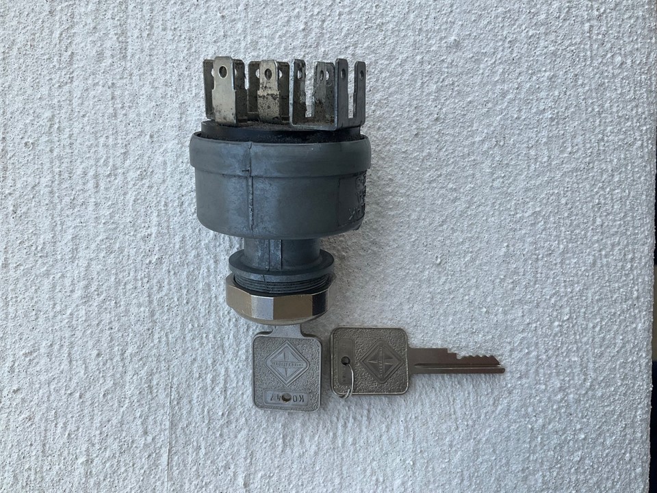 Pollak U.S.A. 192-3 International Ignition Switch set Keys 1967 1300B ...