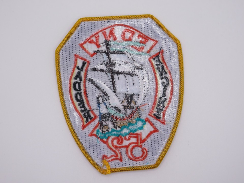 New York Fire Department (FDNY) Engine 52/Ladder 52 Patch | eBay