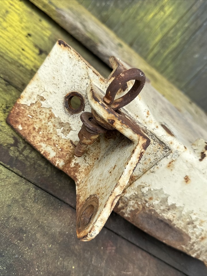 Cub Cadet IH 123 Tractor 421U111 42" Mower Deck Cast Nose Section | eBay