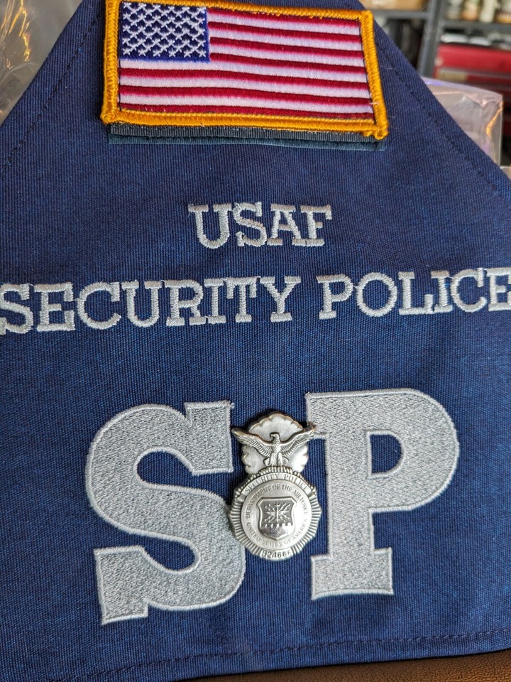 AIR FORCE USAF SECURITY Armband with numbered Mini SP Pin | eBay