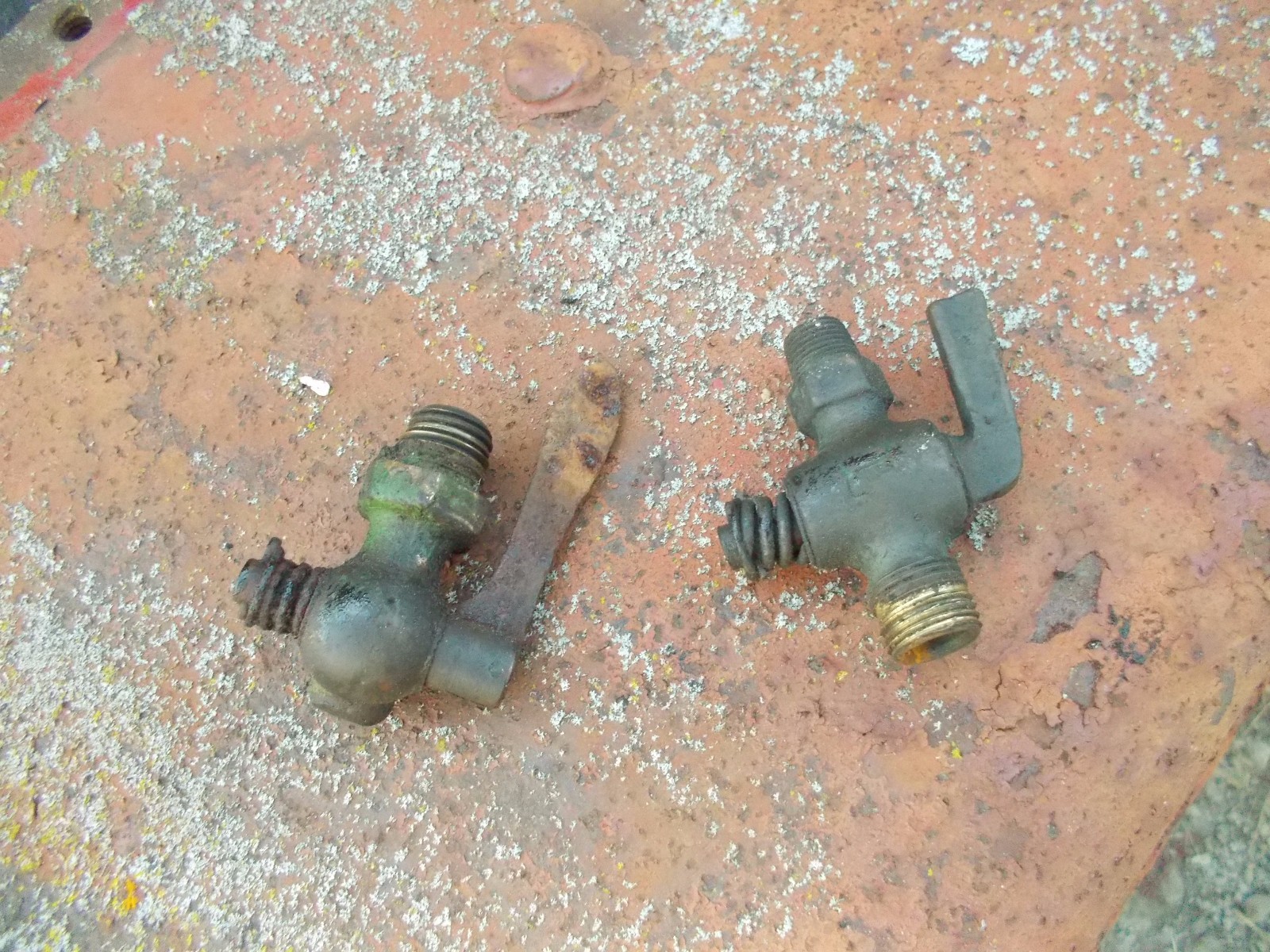 1929 Unstyled John Deere GP Standard tractor JD engine motor petcocks ...