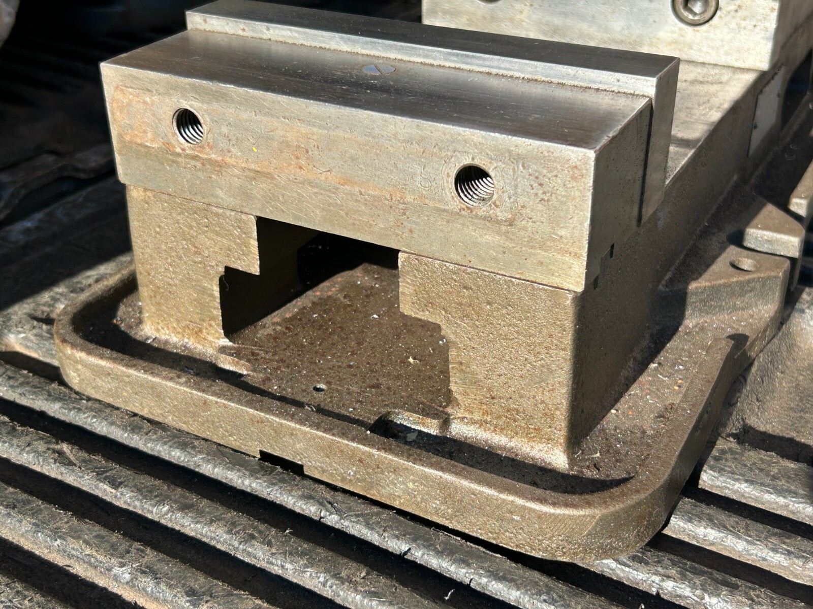 MACHINIST A TOOL LATHE Machinist Kurt D80 8" Mill Milling Vise | eBay