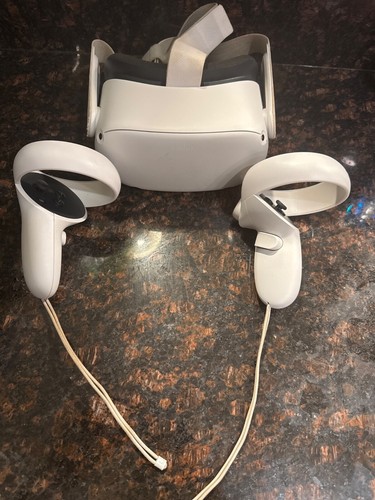 Oculus Quest 2 - 64GB Virtual Reality VR Gaming Headset With ...