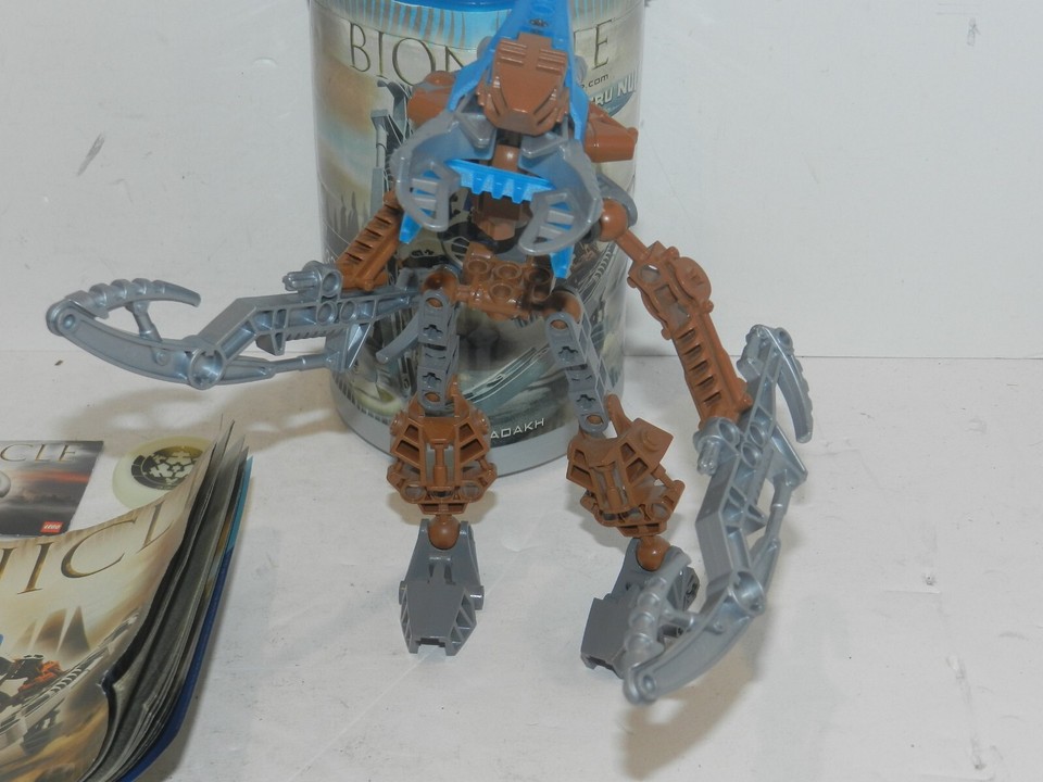 LEGO BIONICLE METRU NUI VAHKI ZADAKH #8617 COMPLETE CIB Canister Book ...