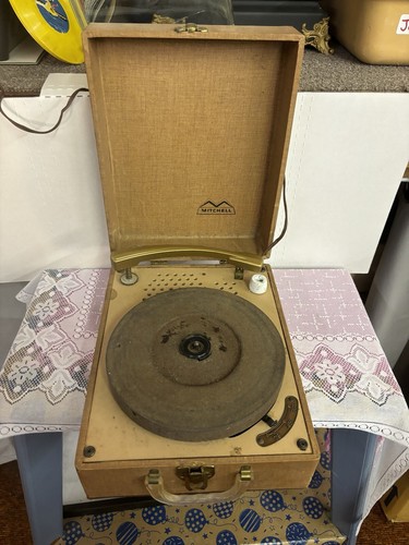 Vintage Record Player Portable MITCHELL MODEL 2517 Chicago Free ...
