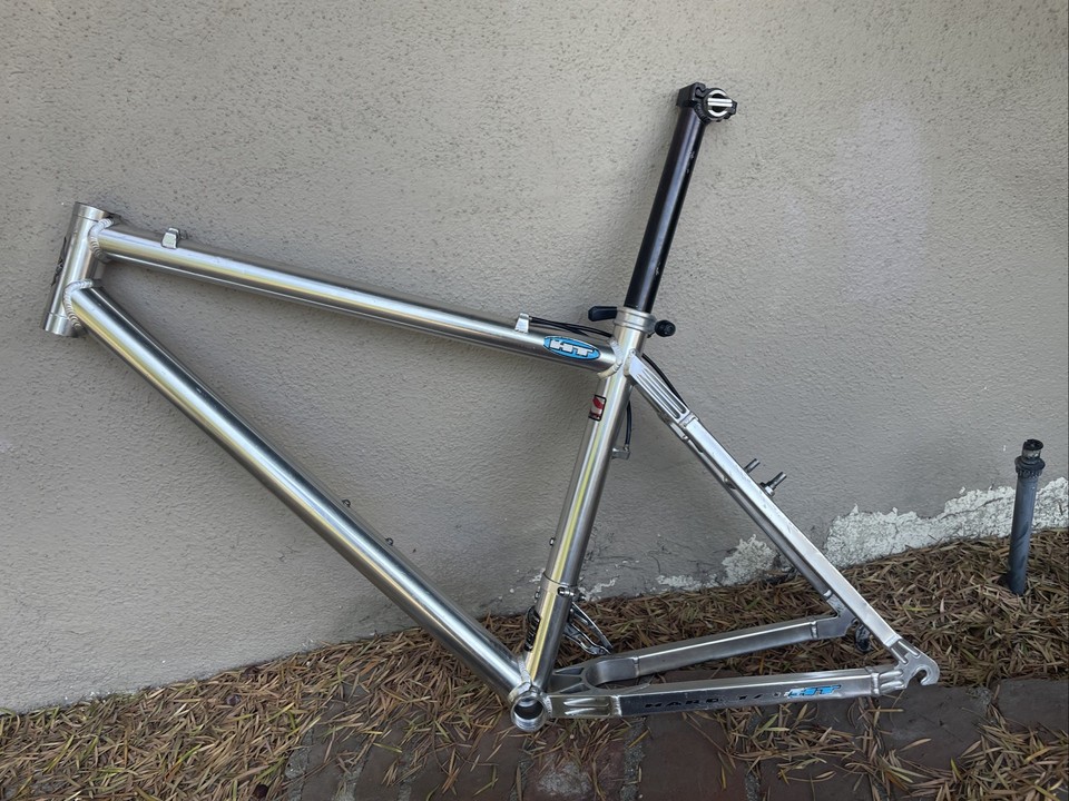 Manitou HT Aluminum Hardtail Mountain Bike Frame With XTR Front ...