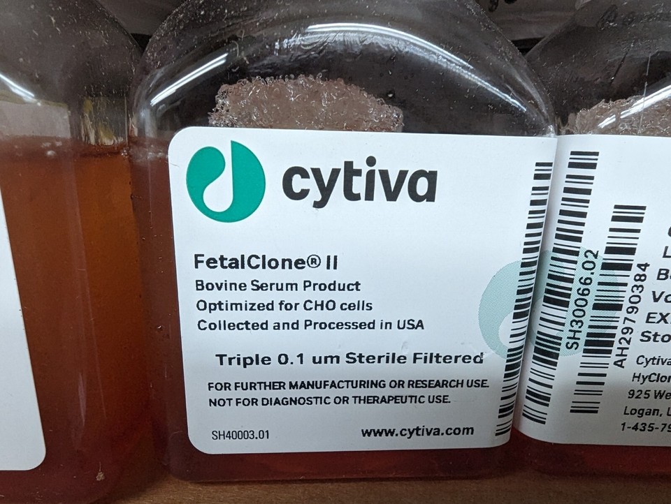 25 pack Exp 2027 Cytiva / Hyclone 100 ml fetal bovine serum, US origin ...
