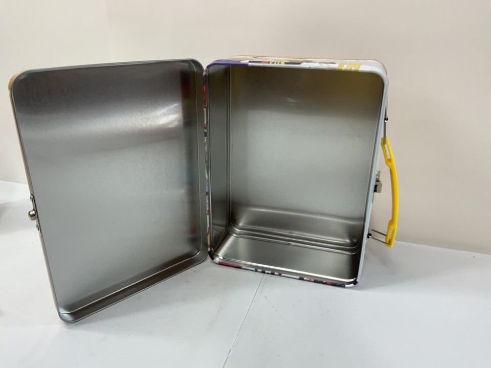 BEATLES YELLOW SUBMARINE LUNCHBOX NO THERMOS | eBay