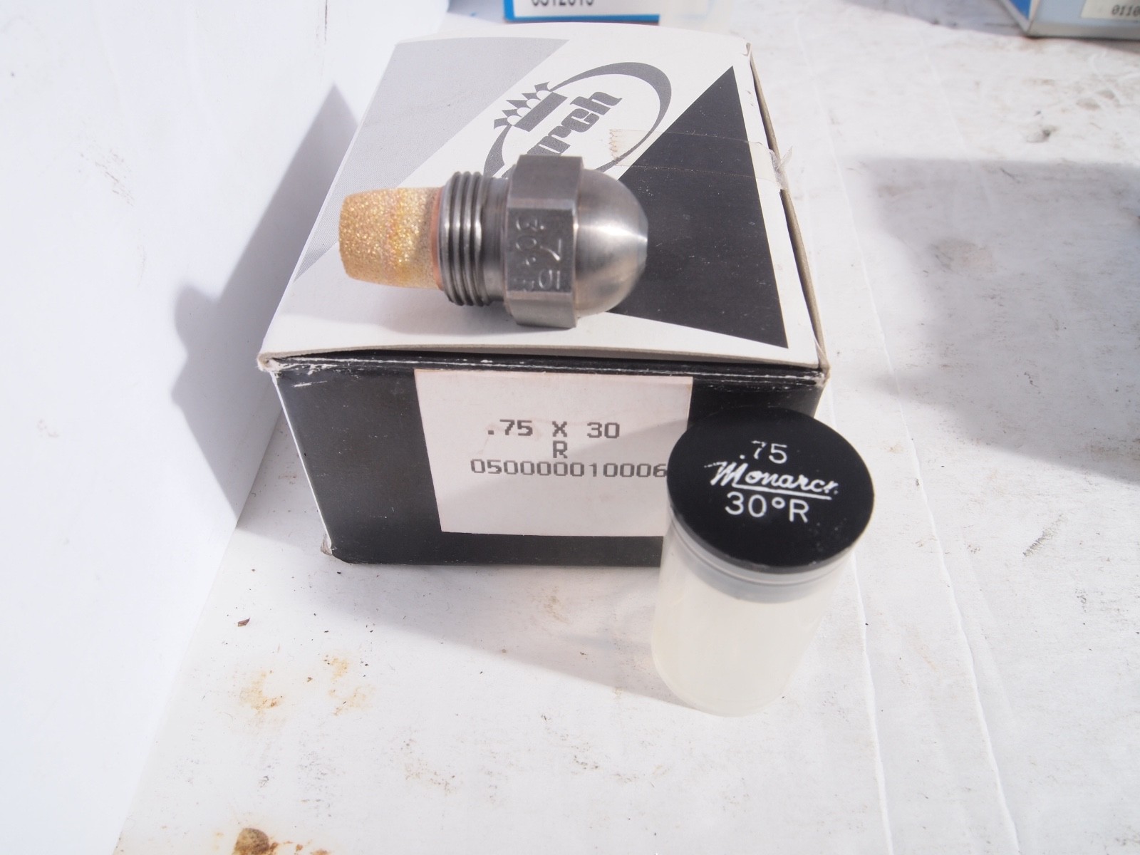 MONARCH Oil Burner NOZZLE .75 x 30* R Solid Cone NEW NOS Fuel Furnace ...