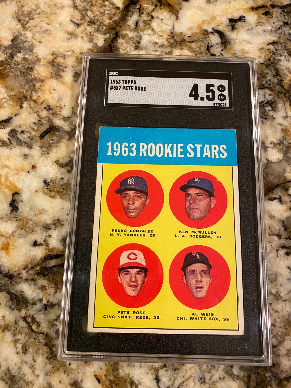 1963 TOPPS PETE ROSE ROOKIE #537 SGC 4.5 CENTERED BEAUTY VIVID COLOR ...