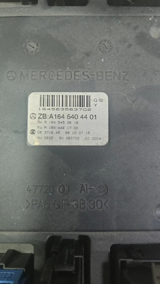 Front SAM Signal Acquisition Module A1645404401 Mercedes R350 ML350 ...